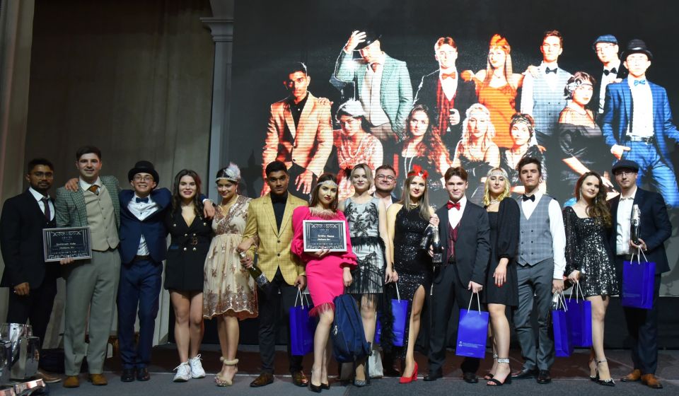 Balul Bobocilor USMF 2022 – petrecere în stil gatsby | Universitatea de ...